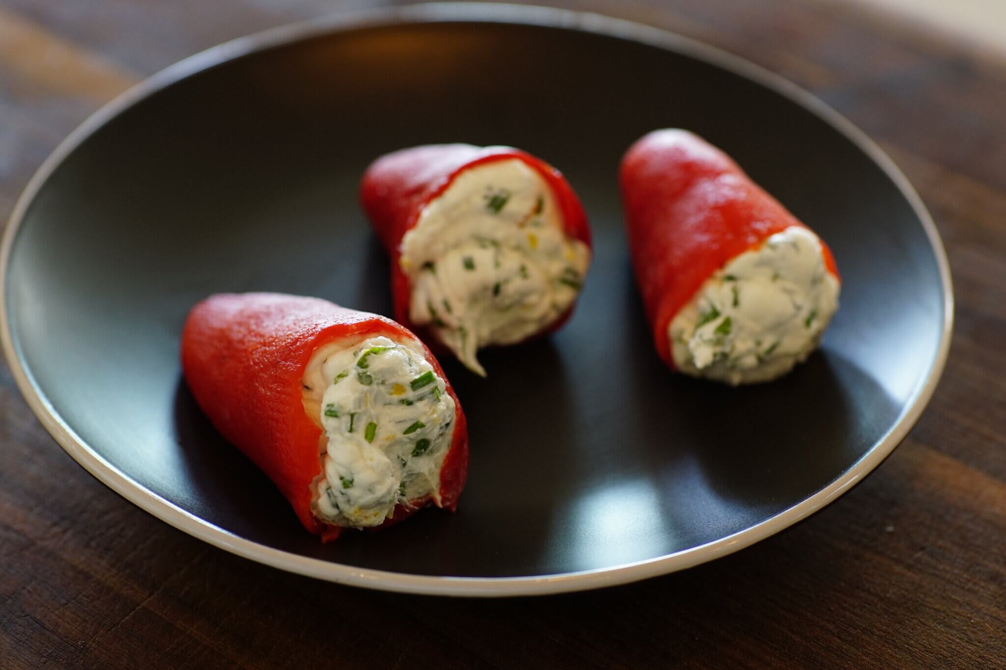 Stuffed Piquillo Peppers with Goat Cheese – TACOJAKE